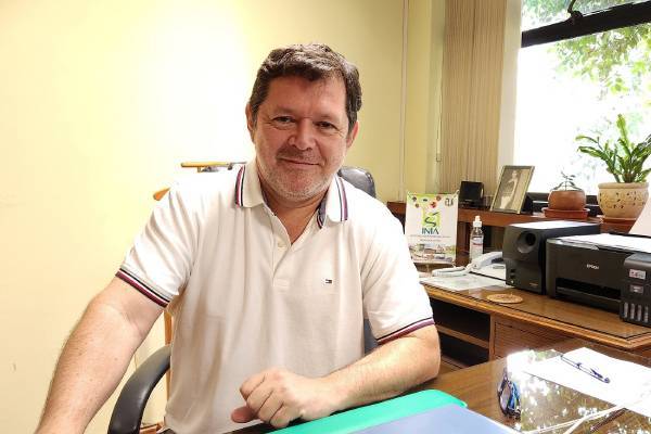 Especialista en genética Dr. Javier Chilian es el nuevo director ...