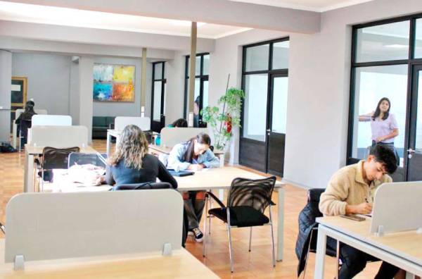 Inauguran modernas logias de estudio en Biblioteca del Campus Chillán ...